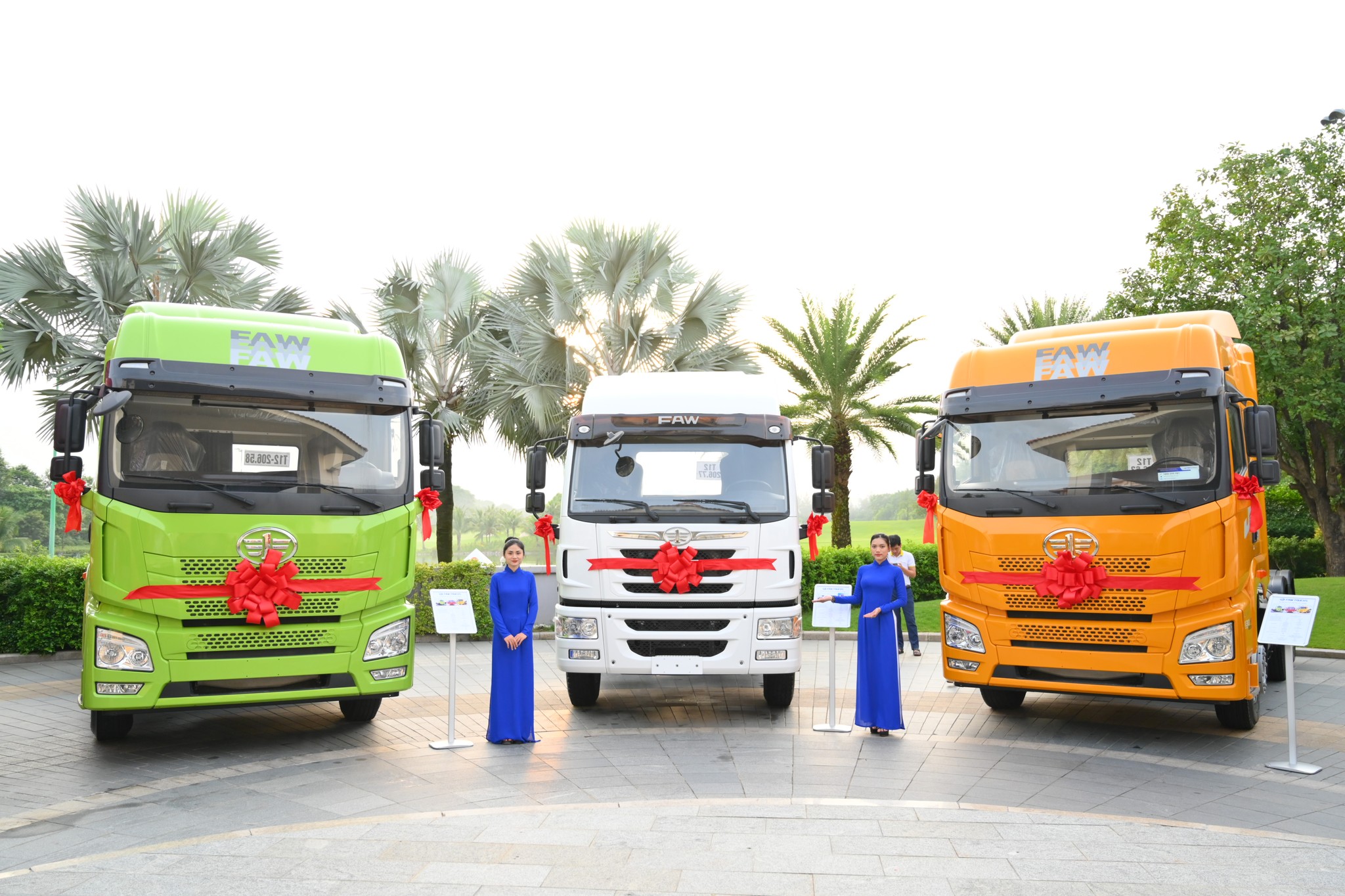 FAW XƯƠNG LỢI - NHẬP KHẨU VÀ PHÂN PHỐI XE ĐẦU KÉO FAW JH6 430