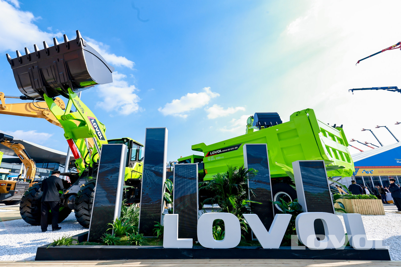 MÁY XÂY DỰNG LOVOL - GIẢI PHÁP TOÀN DIỆN